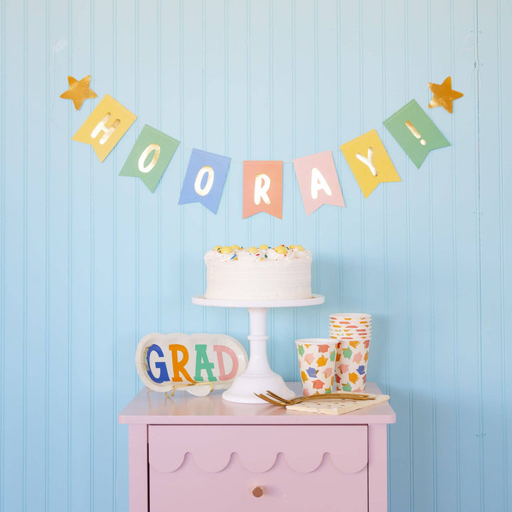 Graduation Party Supplies – Très Chic Party Boutique